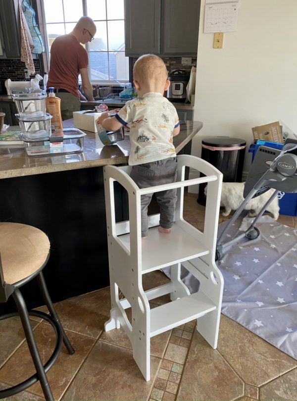 Benefits of Montessori Learning Tower (+ Where to Buy One!)