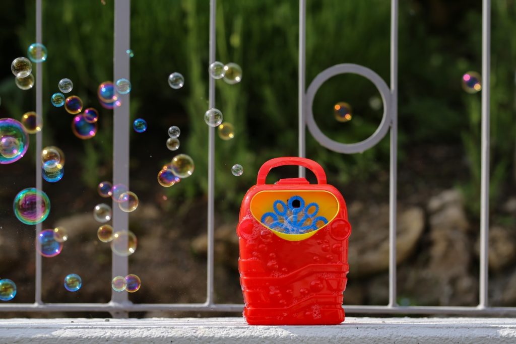 5 Best Bubble Machines that Will Make Any Toddler Happy!