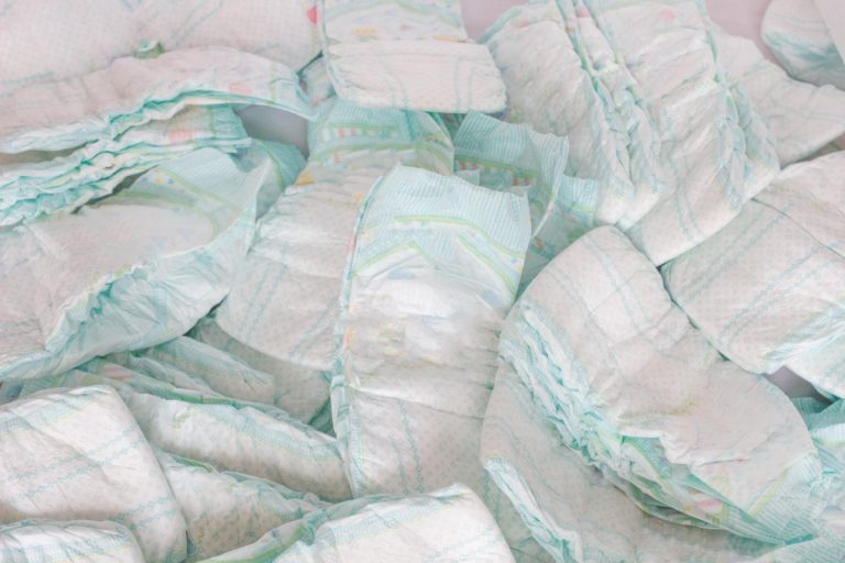 Diaper Raffle: Instructions, How to Host & Have Fun