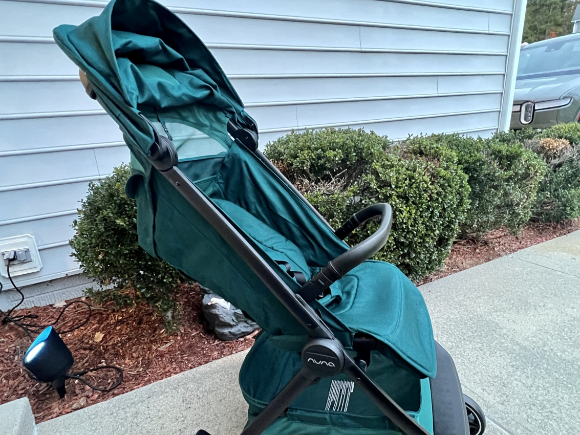 Nuna TRVL Stroller Review: Self Collapsing Lightweight Stroller