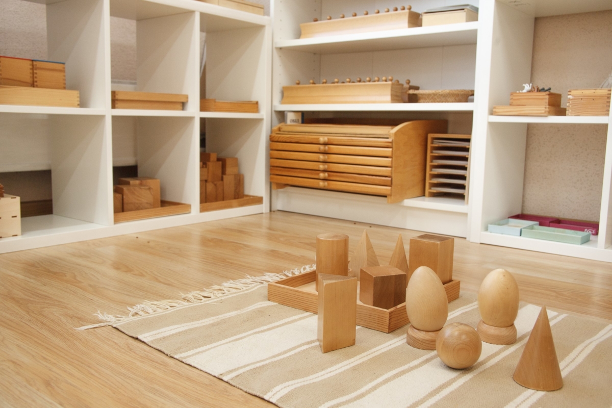 Montessori Toy Rotation Benefits