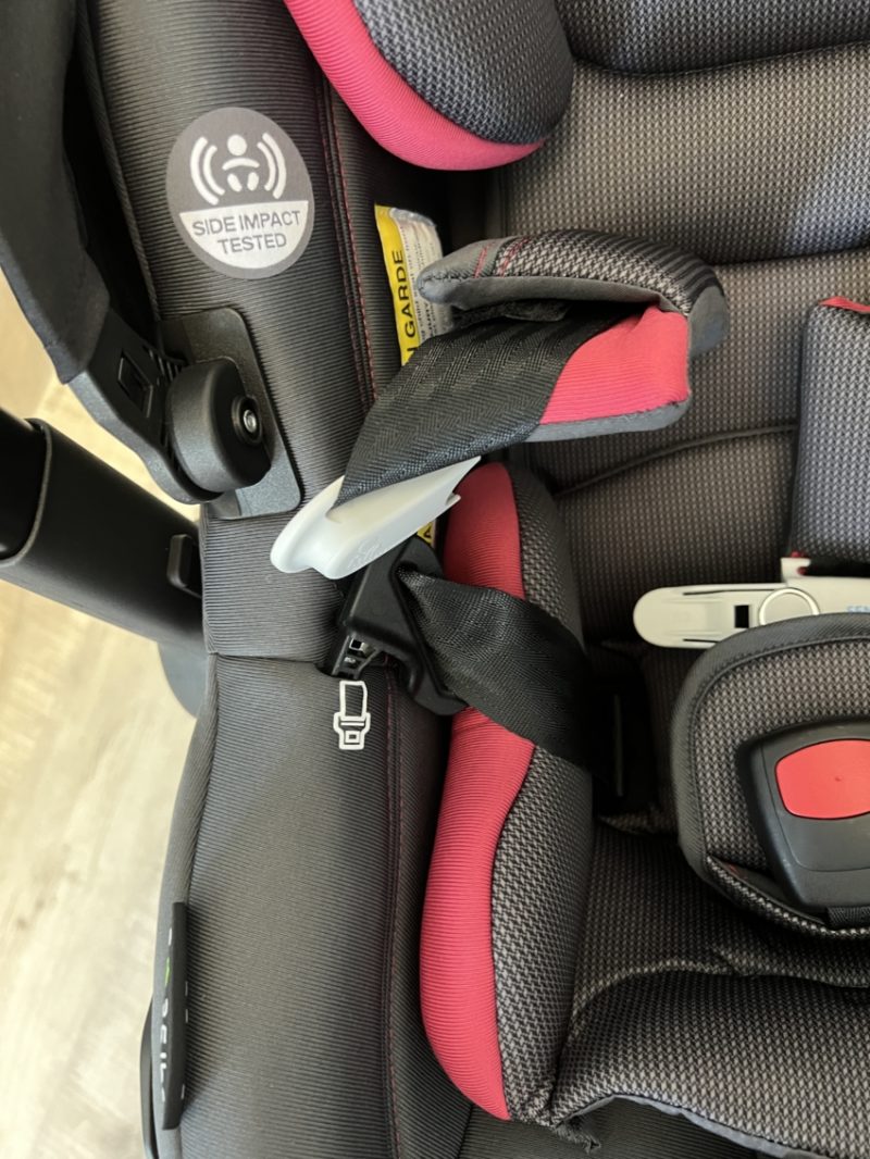 Evenflo Dual Ride vs Doona: Which is Better?