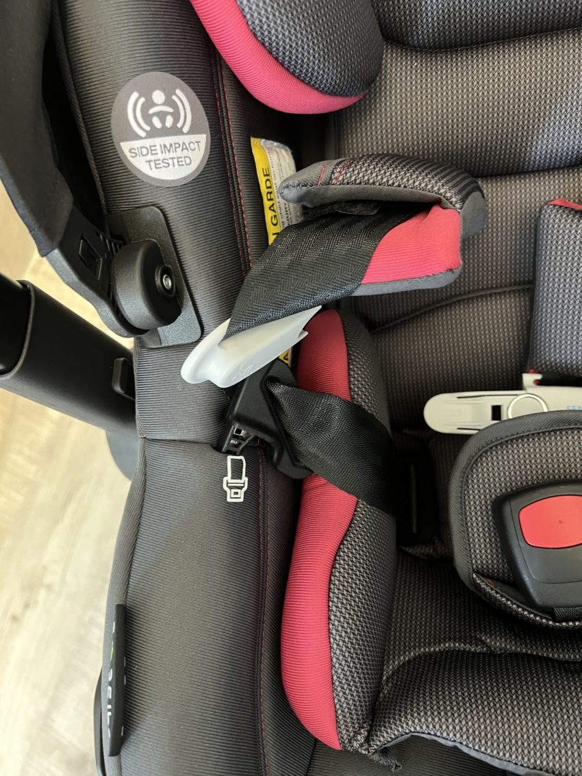 Evenflo Dual Ride vs Doona: Which is Better?